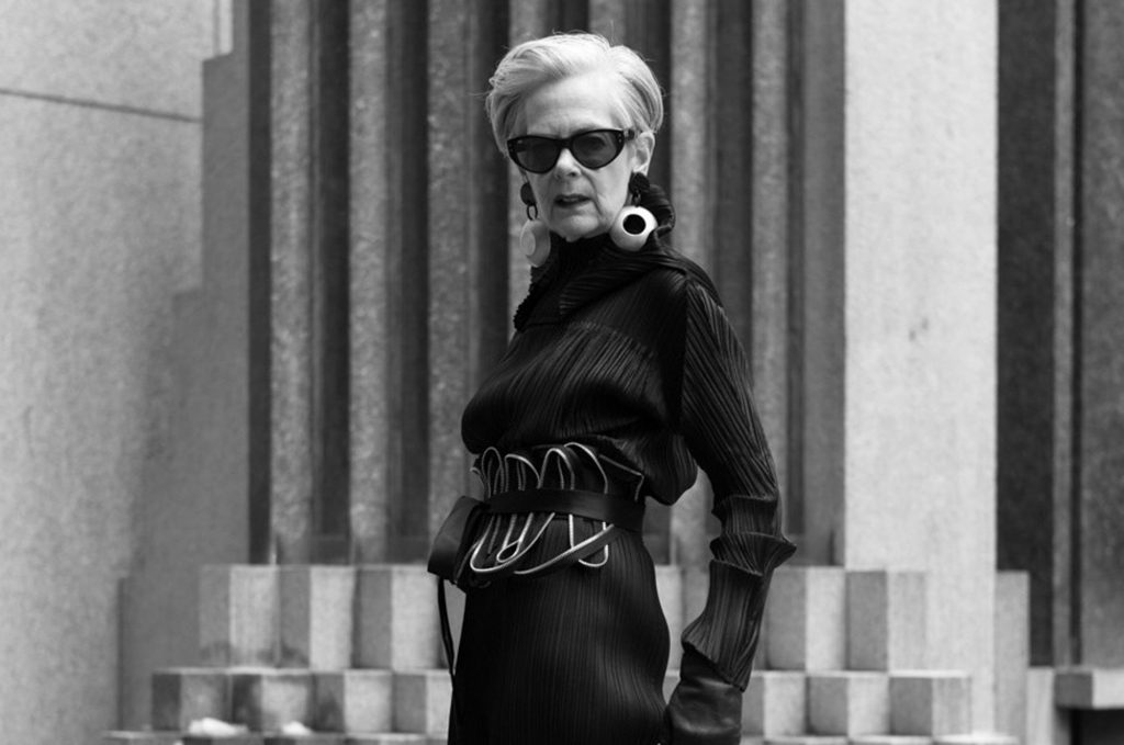 Lyn Slater, a 64 year old Accidental Fashion Icon - Dimsum Daily