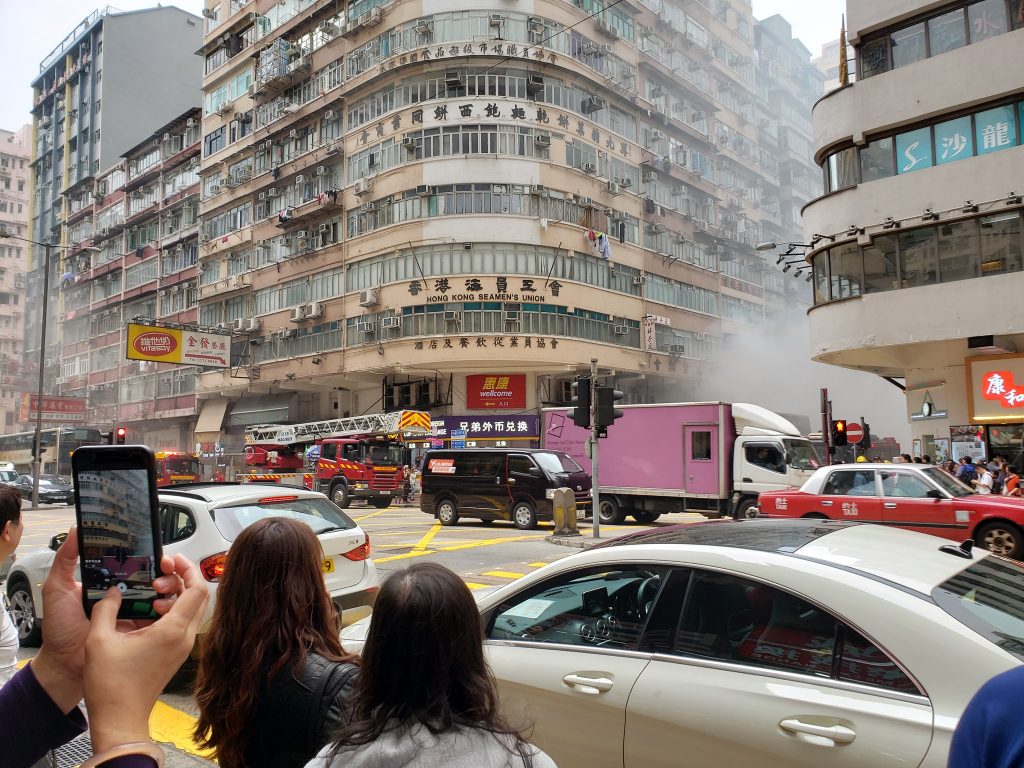 Fire breaks out from a building on Shanghai Street, Jordan - Dimsum Daily
