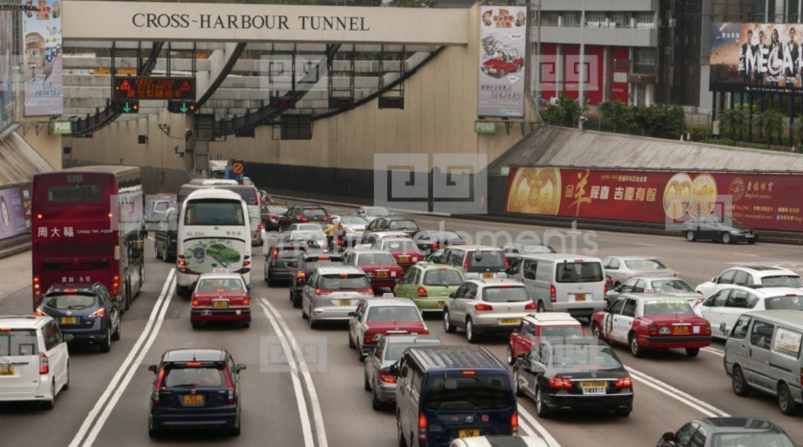 All 3 cross harbour tunnels experience severe traffic jams due to MTR ...