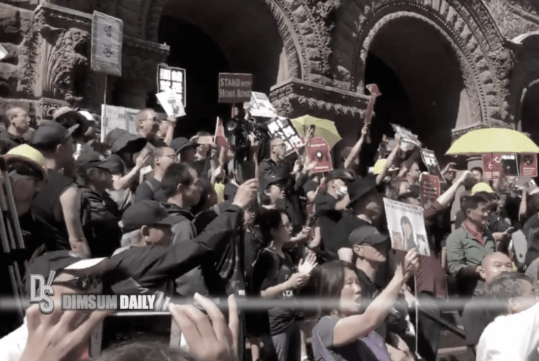 Anti-extradition protesters in Toronto clash with group of mainland ...