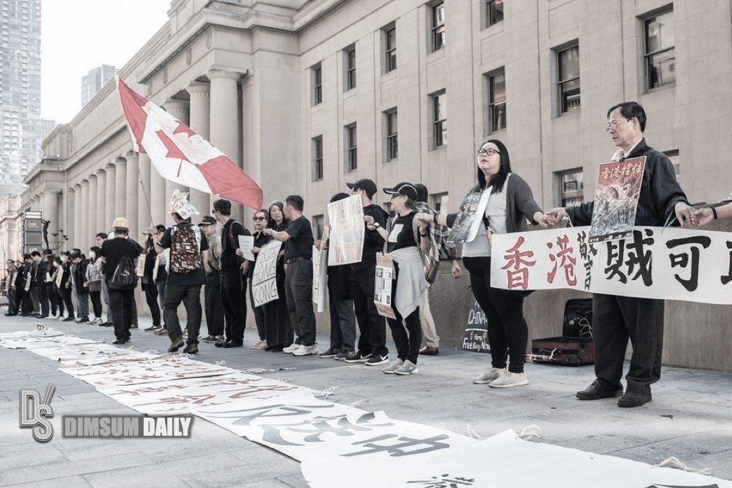 Human chain formed by 50 people in Toronto to show solidarity with Hong ...