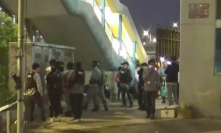 More trapped protesters at Polytechnic University continue to surrender ...