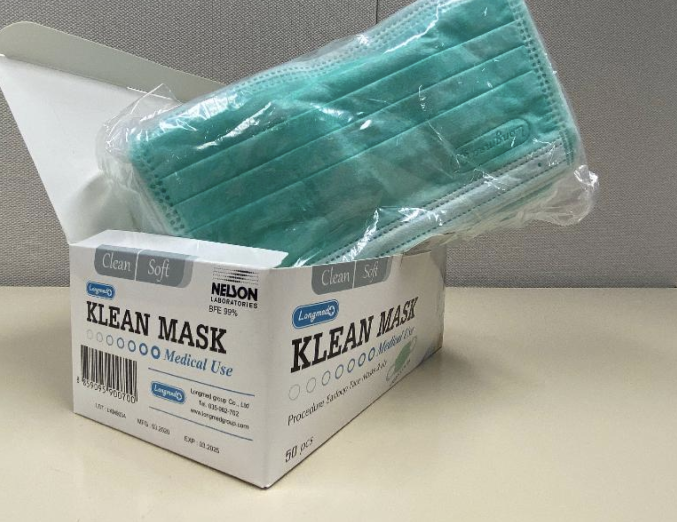 Customs officers arrest 27-year-old person-in-charge at pharmacy in ...