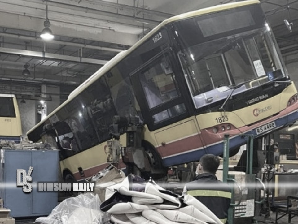 Single-deck bus loses balance during maintenance at Citybus Chai Wan ...