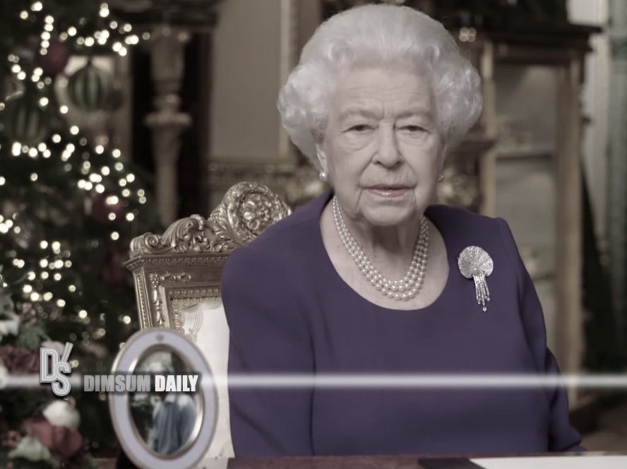 Many just want a hug for Christmas this year, Queen Elizabeth says ...