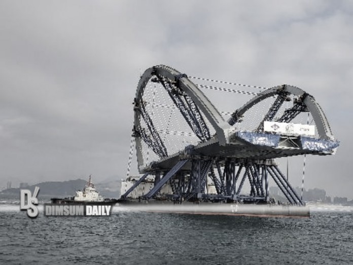 Double-arch steel bridge for Cross Bay Link arrives in Hong Kong ...