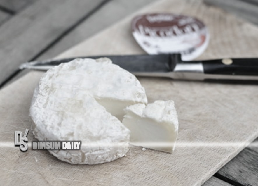 Public urged not to consume 'Janier' raw milk goat's cheese from France ...