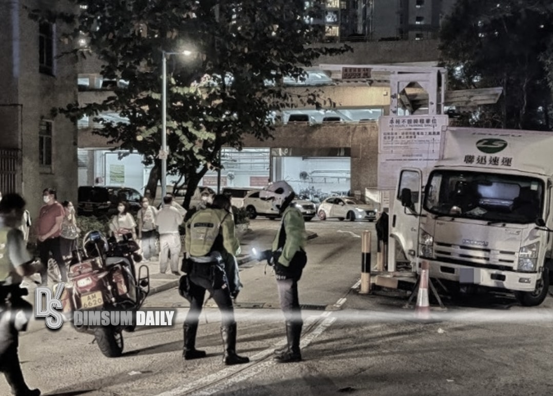 Truck driver injured at Fu Ning Garden car park entrance - Dimsum Daily
