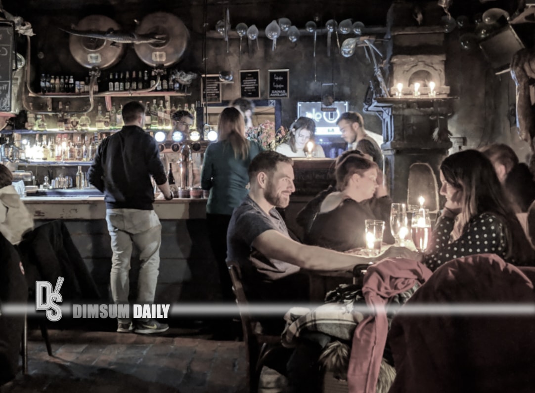 'Like New Year's Eve': Polish bars celebrate midnight reopening ...