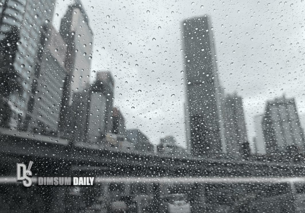 Amber rainstorm warning issued at 1.30pm today - Dimsum Daily