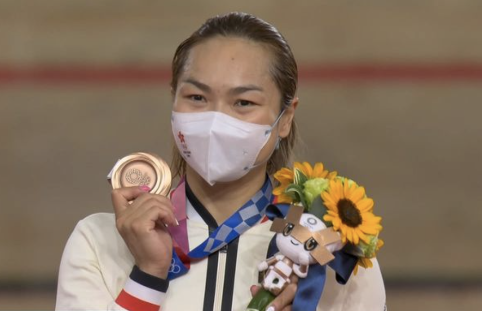 HK track cyclist Sarah Lee Wai-tze wins Women's sprint bronze medal in ...
