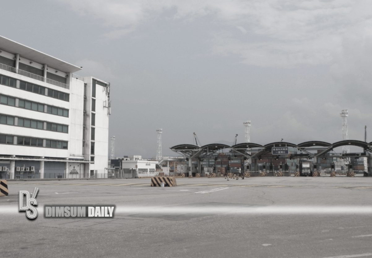 Fire breaks out at Tuen Mun River Trade Terminal - Dimsum Daily