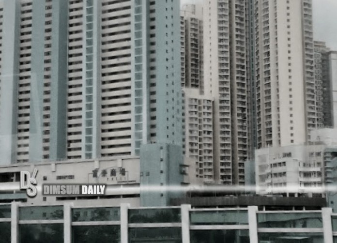 Man falls to his death from top of Ying Tai House at Fu Tai Estate ...