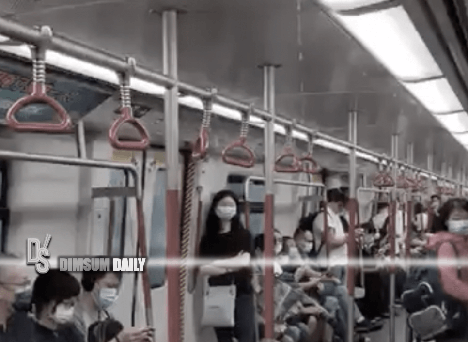 Rain water drops inside MTR train carriage on Tung Chung Line - Dimsum ...