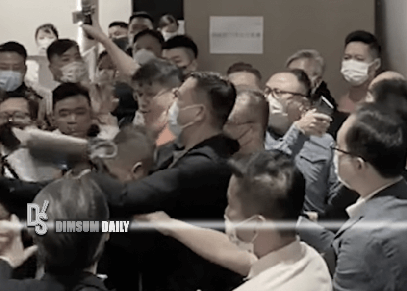 Fight breaks out among real estate agents at sales office of The Arles ...