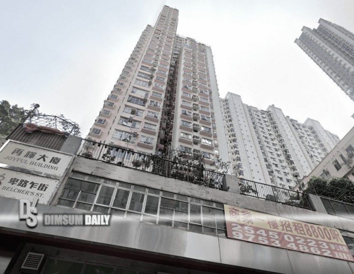 Someone jumps from top of Joyful Building in Kennedy Town and dies ...