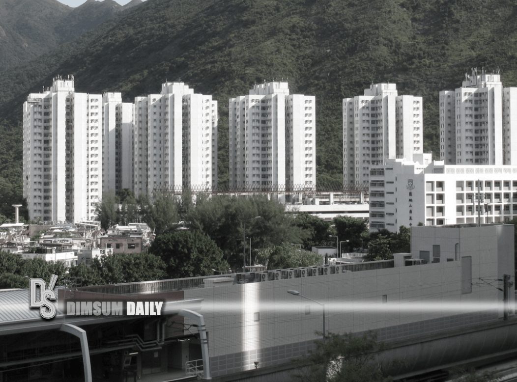 21-year-old man jumps to his death from top of Chevalier Garden in Ma ...