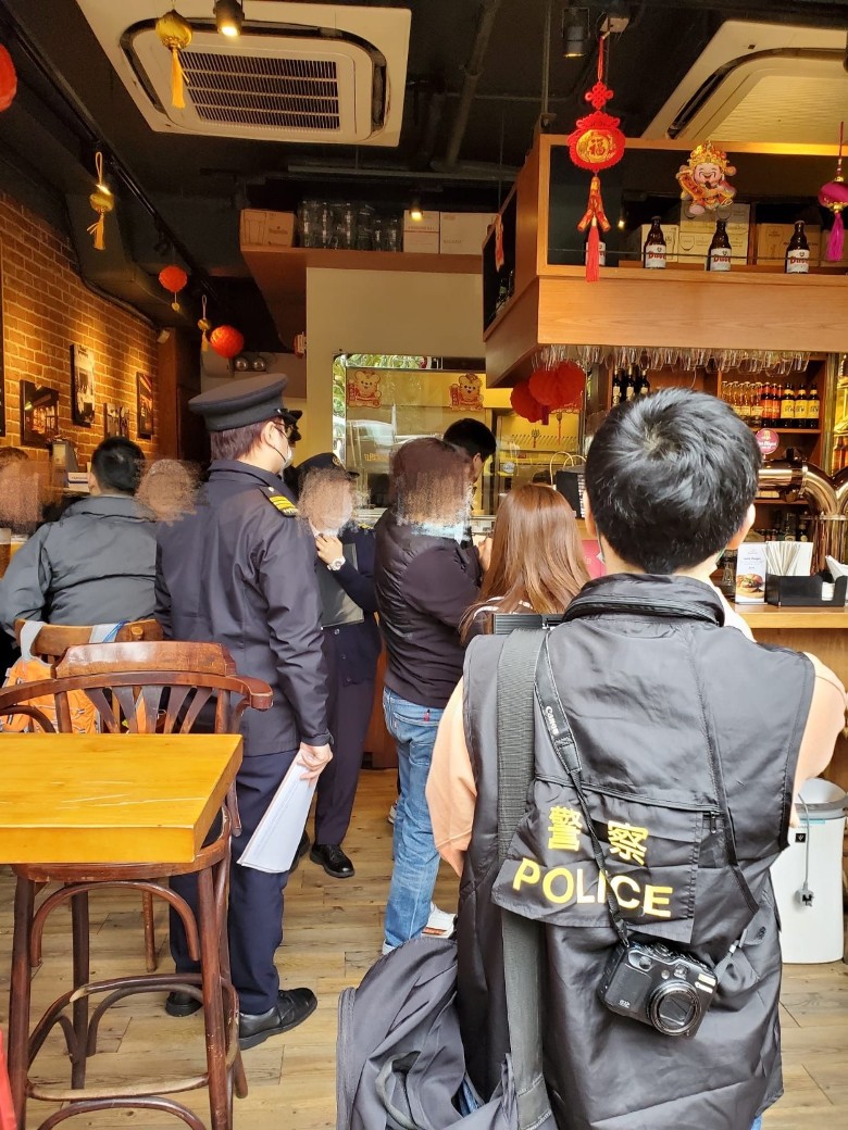 bkn-20220203185125146-0203_00822_001_02b - Dimsum Daily