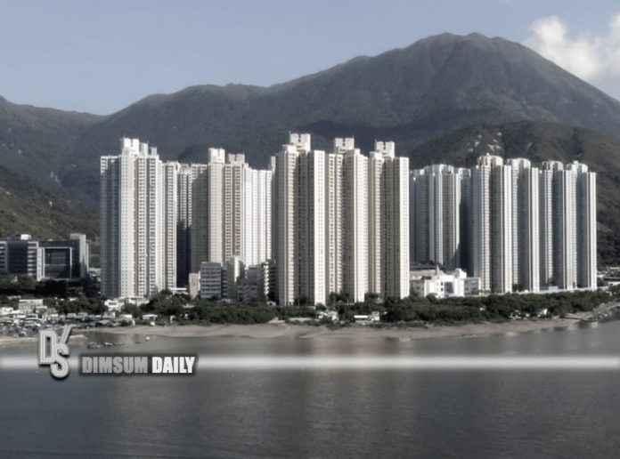 Lockdown testing at Yu Yat House, Yat Tung (I) Estate, Tung Chung until ...
