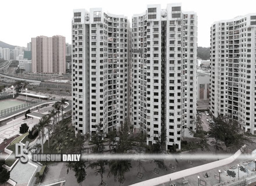 82-year-old man jumps to his death at Heng Fa Chuen in Chai Wan - Dimsum Daily