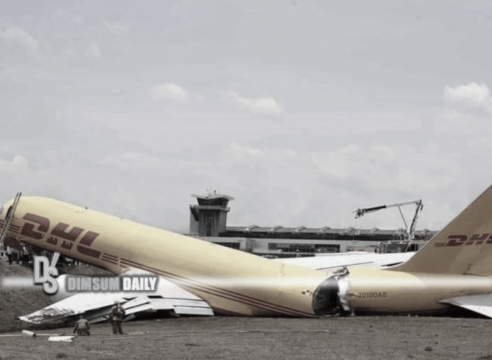 DHL aircraft destroyed after skidding off runway at Costa Rica’s Juan ...