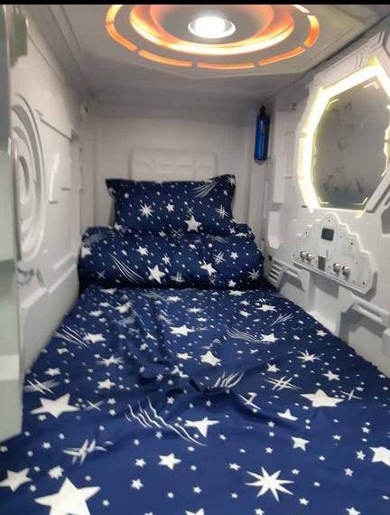 "Space capsule" pods with shared facilities in Jordan offered for rent ...