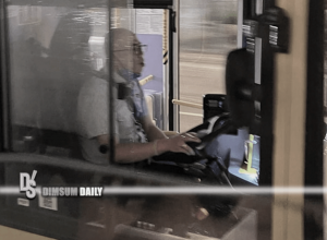 Citybus driver spotted smoking while driving - Dimsum Daily