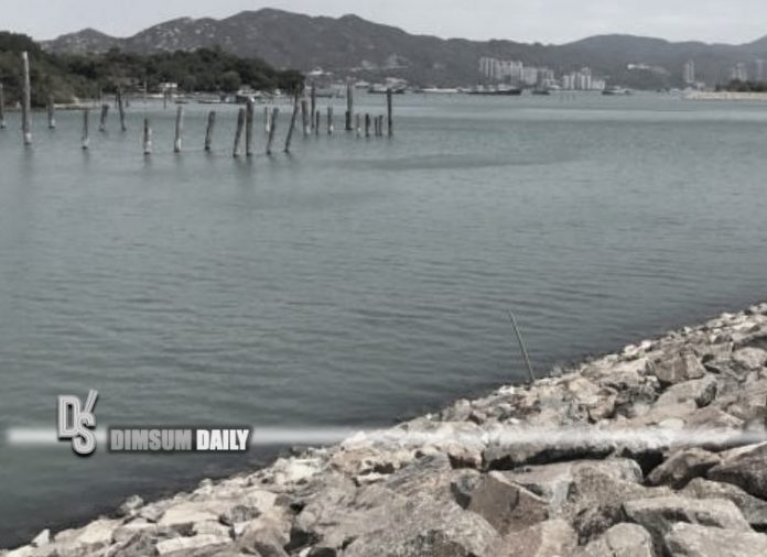 Man and woman pass away after falling into sea off Cheung Sok island in ...