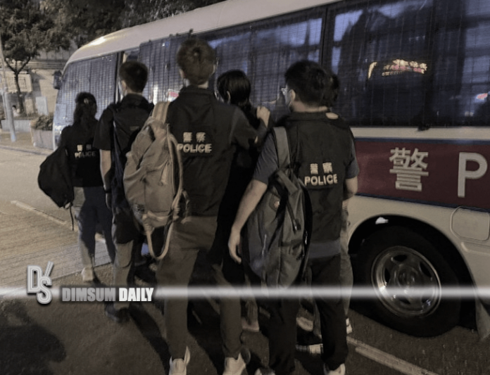 2 gambling dens raided in Yau Ma Tei, 4 persons in charge and 40 ...