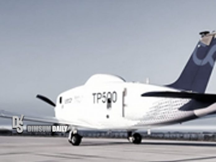 China-developed TP500 unmanned freighter makes maiden flight - Dimsum Daily