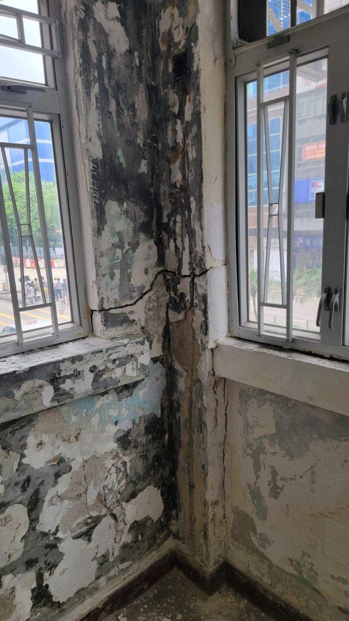 Man Yuen Building in Jordan in danger of 'domino effect' collapse ...