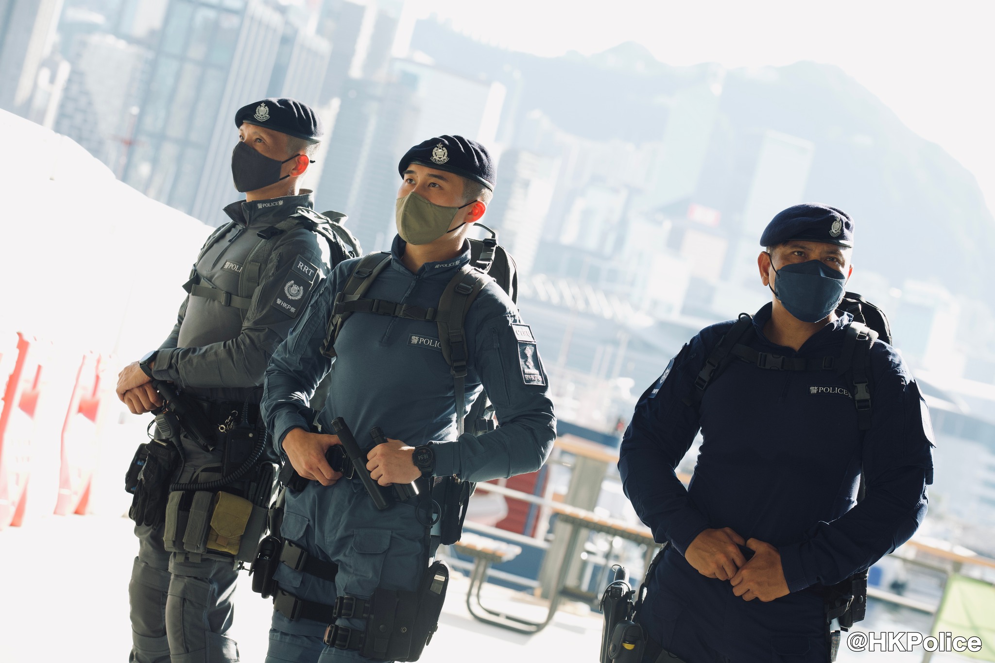 HK Police patrol various districts in new experimental work uniforms ...
