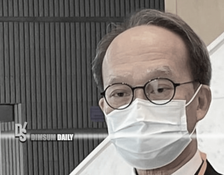 Government expert advisor says COVID-19 cases may double every 2 weeks ...