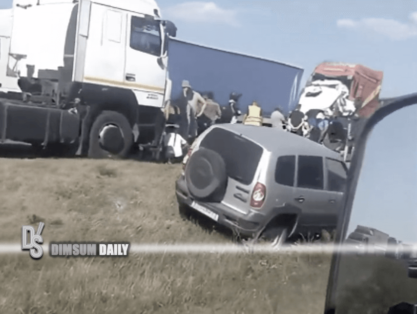 15 dead in Russia road accident - Dimsum Daily