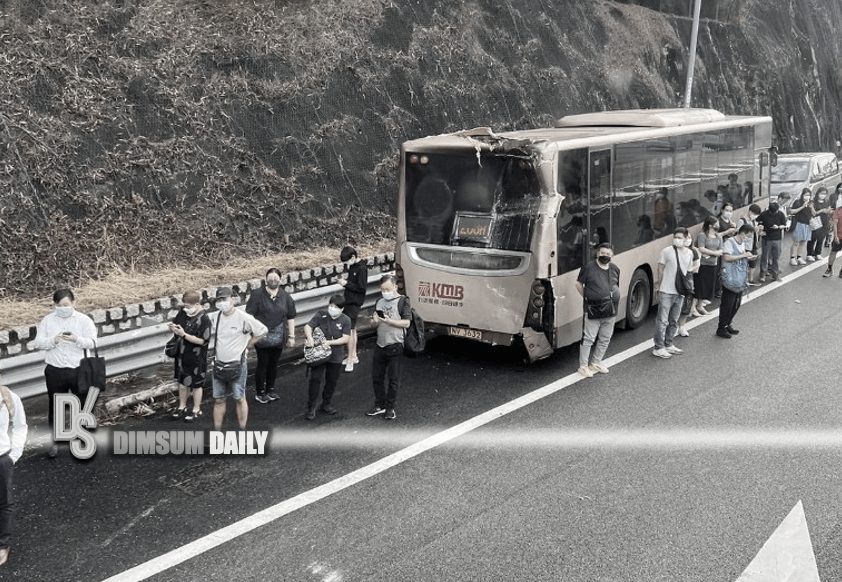 2 KMB buses involved in multiple vehicle collision near Tai Lam Tunnel ...