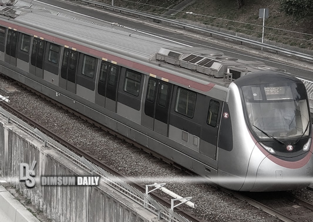 9-car trains of the East Rail Line - Dimsum Daily