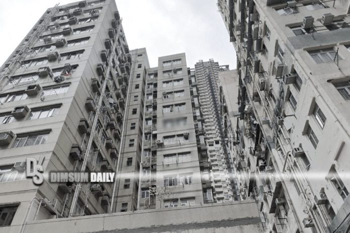 Man jumps to his death from top of Tai Wah Building in Tai Kok Tsui ...