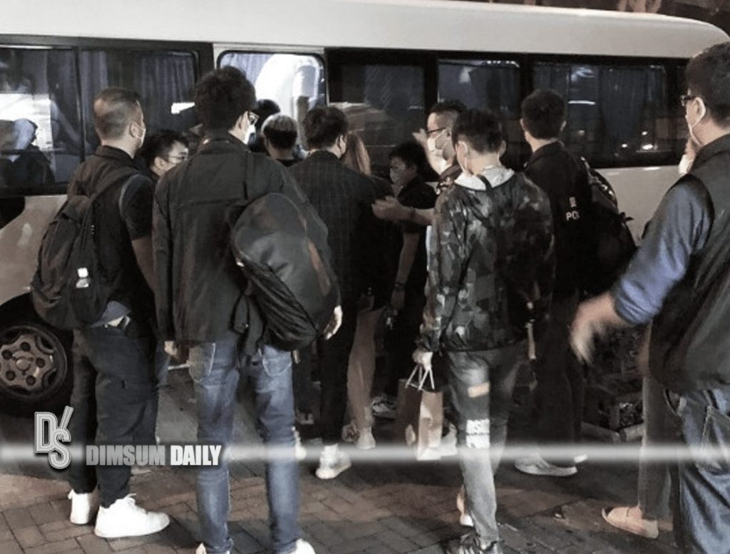 11 including person in charge arrested at unlicensed bar in TST ...