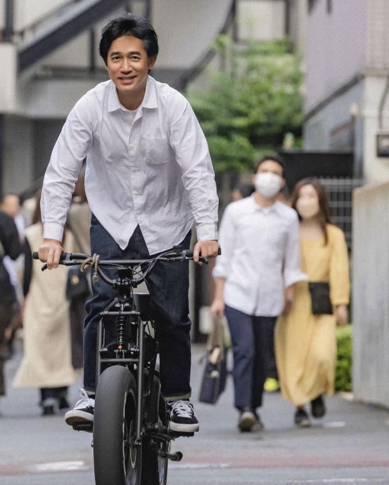 Netizens charmed by the good looks of 60-year-old HK actor Tony Leung ...