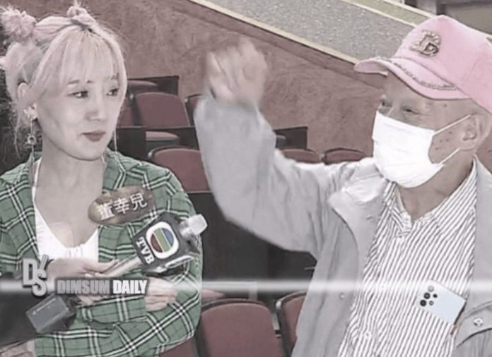 "Happy Uncle" appears at TVB City to show his support for popular ...