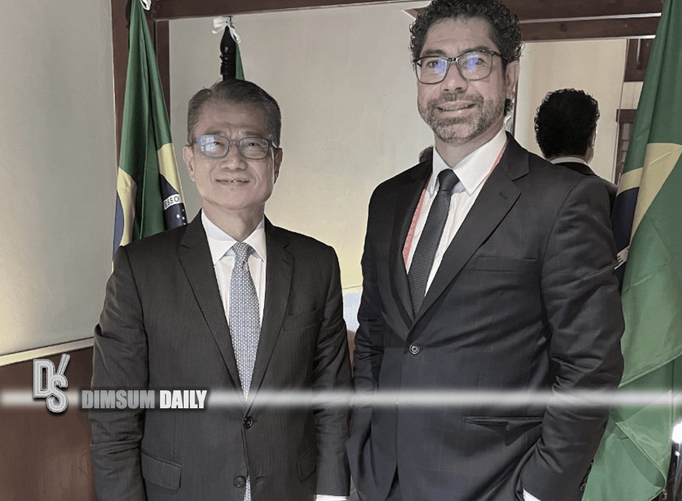 Financial Secretary meets up with Secretary for International Economic ...