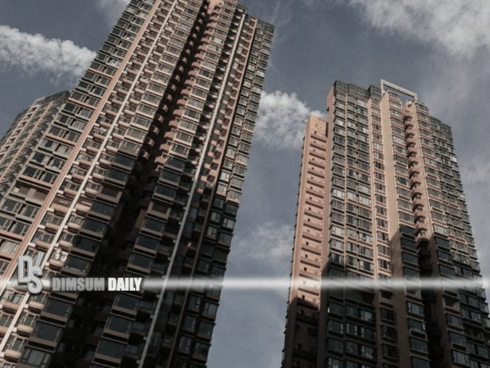 2 Out Of 182 Persons At Block 3 Sun Yuen Long Centre Yuen Long Found