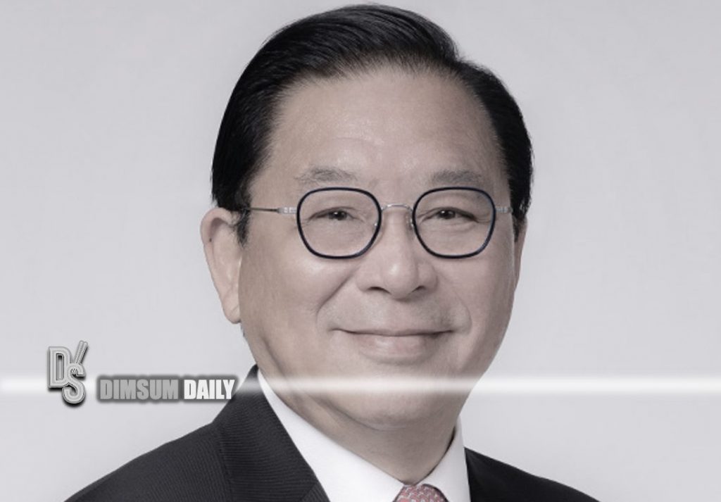 LegCo member urges govt to scrap outdoor mask order following ...