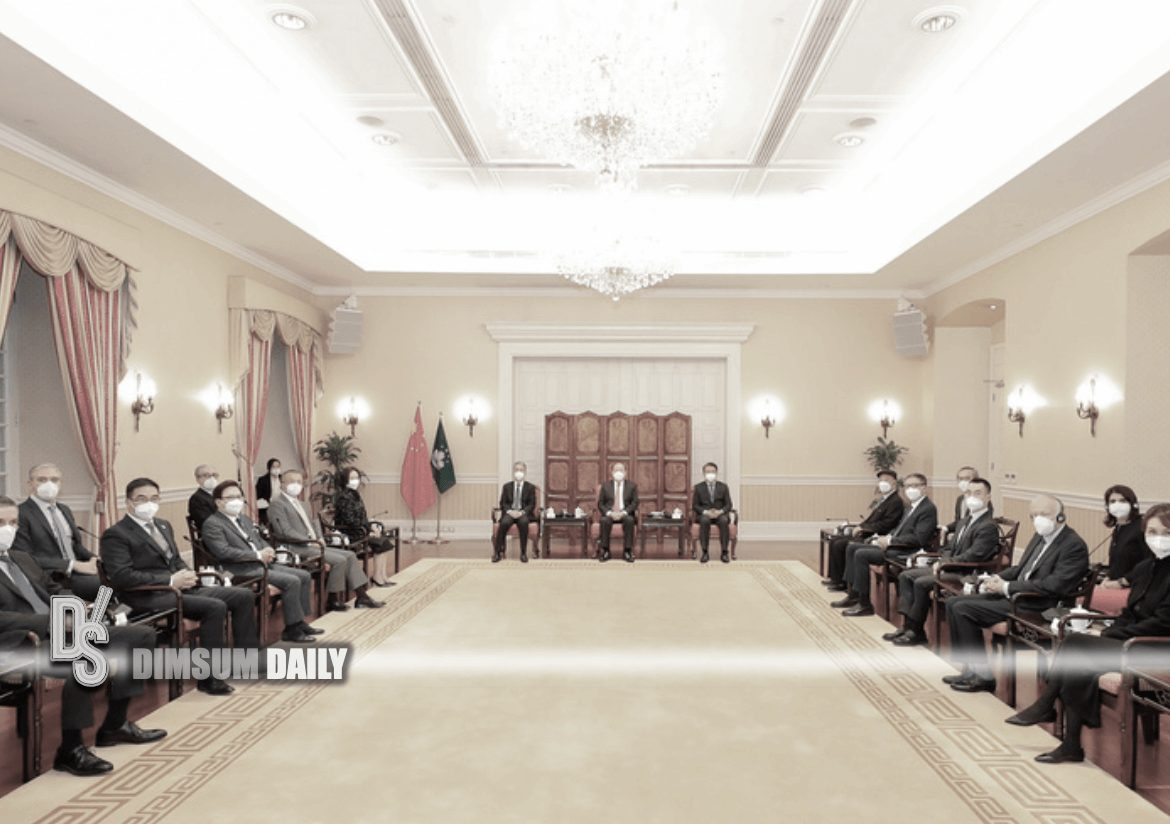 Macao govt signs contracts with 6 gaming companies today that have been ...