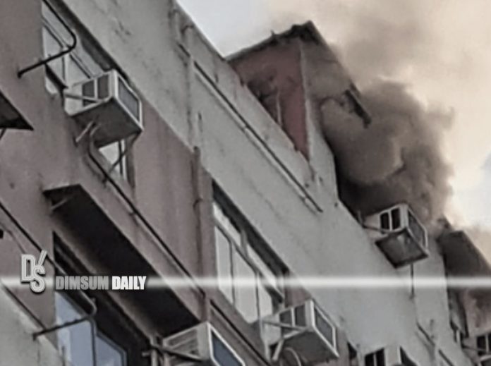 Fire breaks out at zinc structure on top of building in Mong Kok, 20 ...