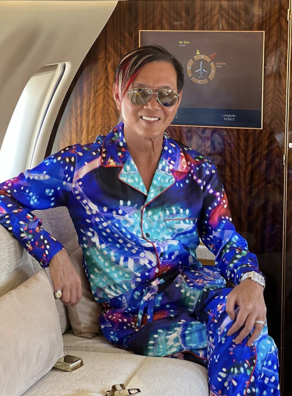 What's behind the glamour of the 'power couple' Stephen and Deborah ...