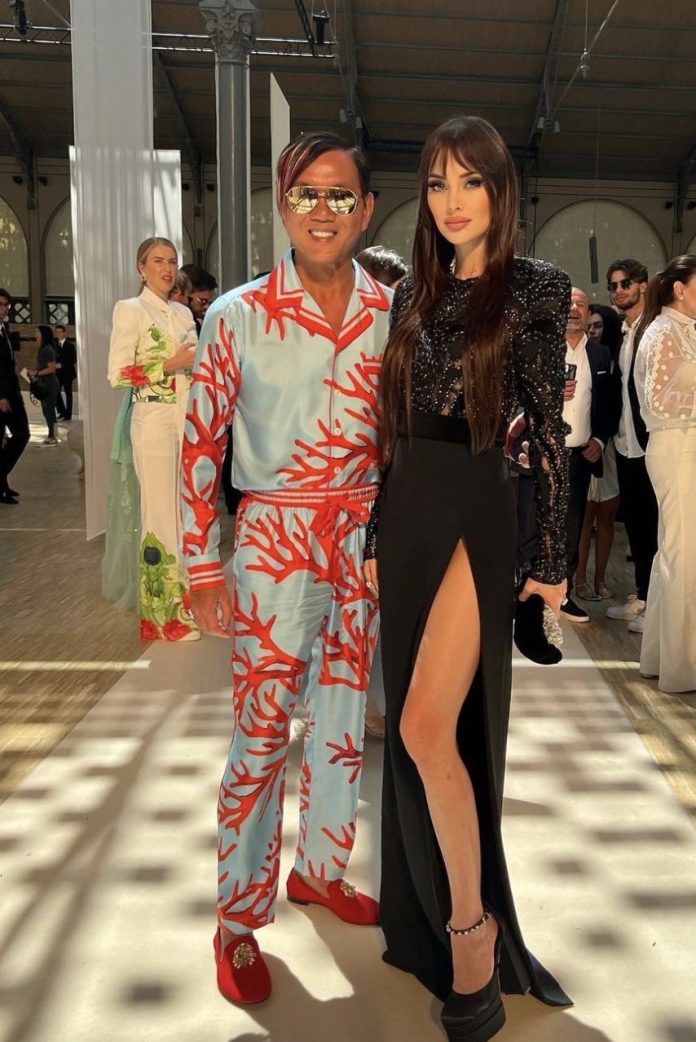 What's behind the glamour of the 'power couple' Stephen and Deborah ...