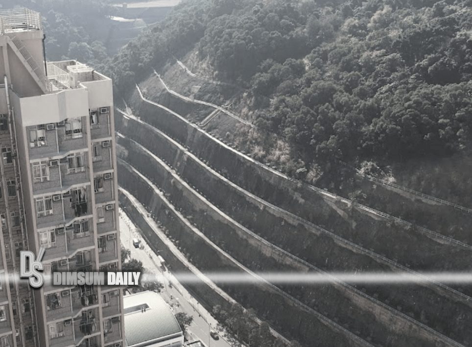 80-year-old woman goes missing during hiking with daughter in TKO but ...