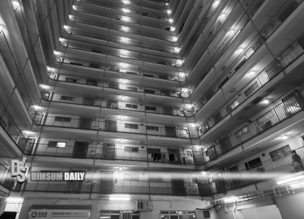 Married couple in 40s jumps off higher floor in Cheung Shan Estate and ...