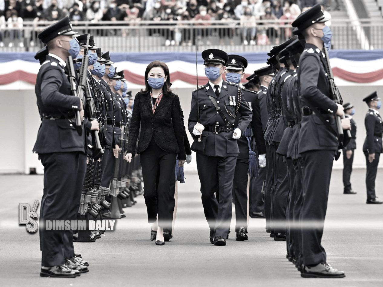 IPCC chairman inspects passing-out parade at HK Police College - Dimsum ...